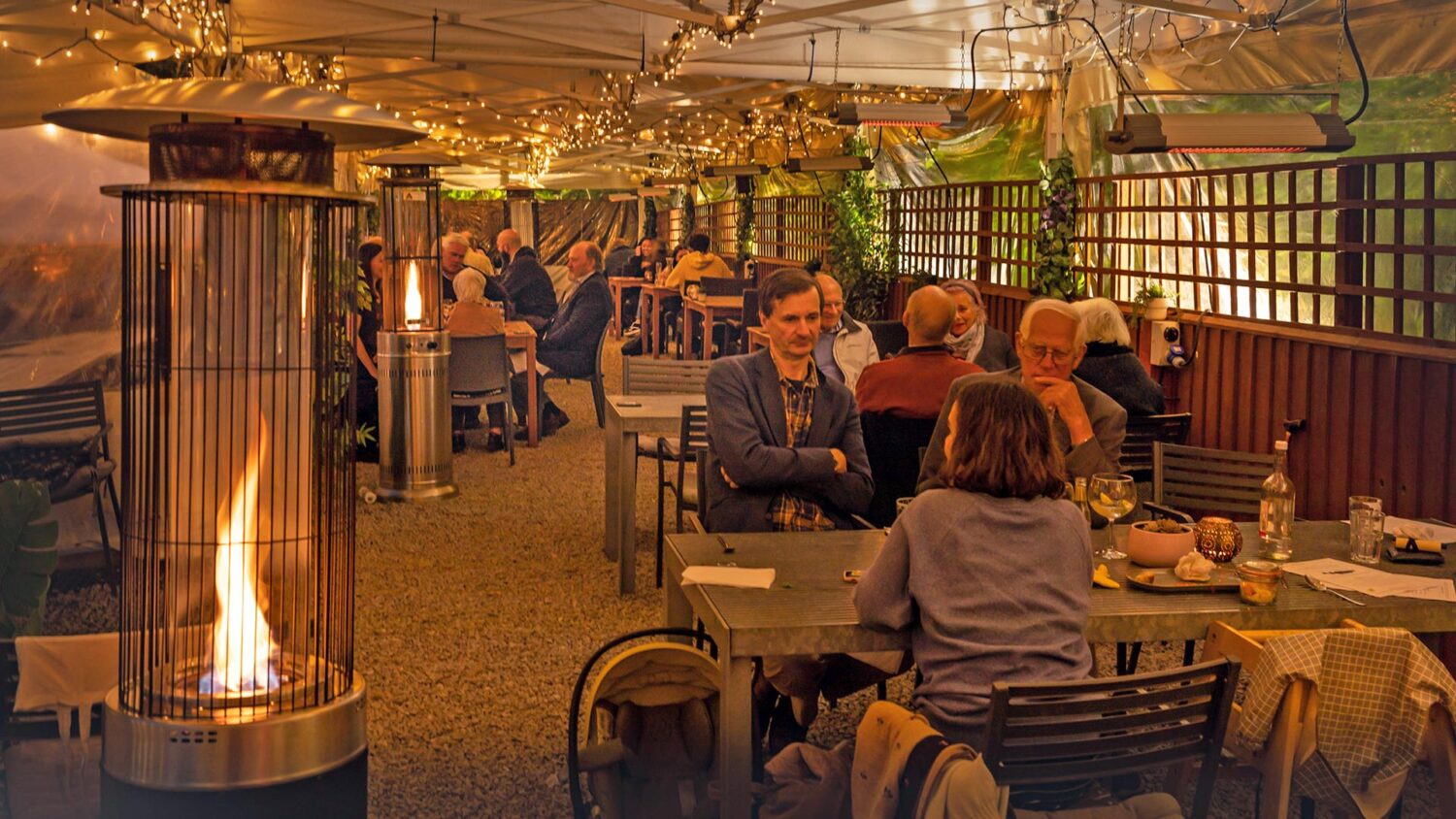 Alfresco Dining - The Cott Inn